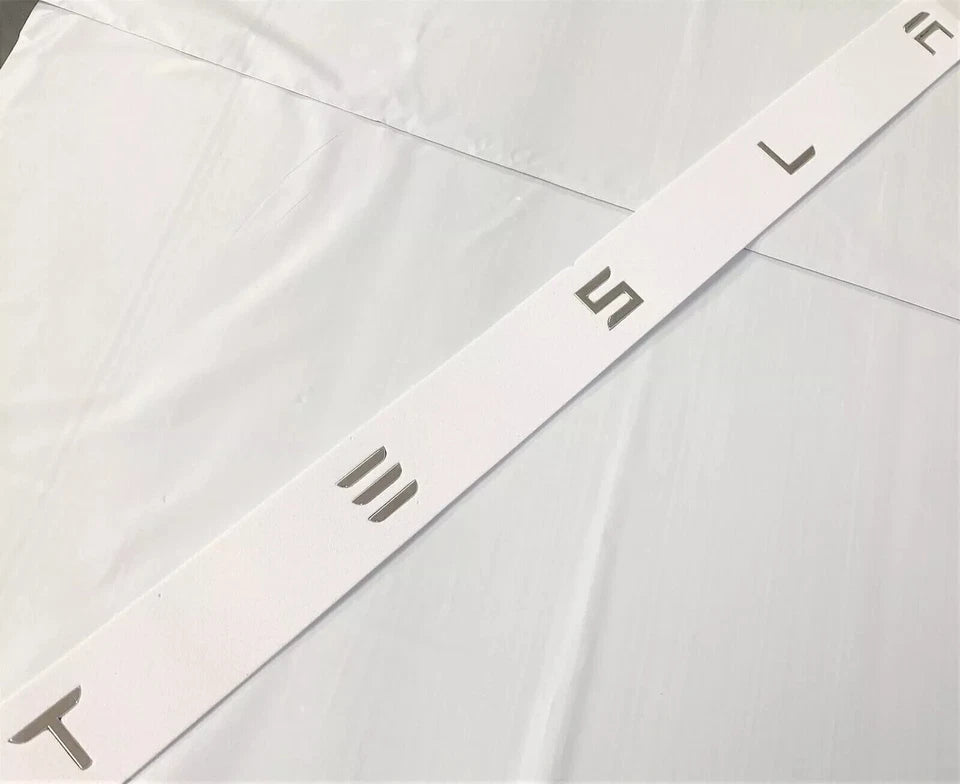 Logo Tesla Letters – TEMAI UAE